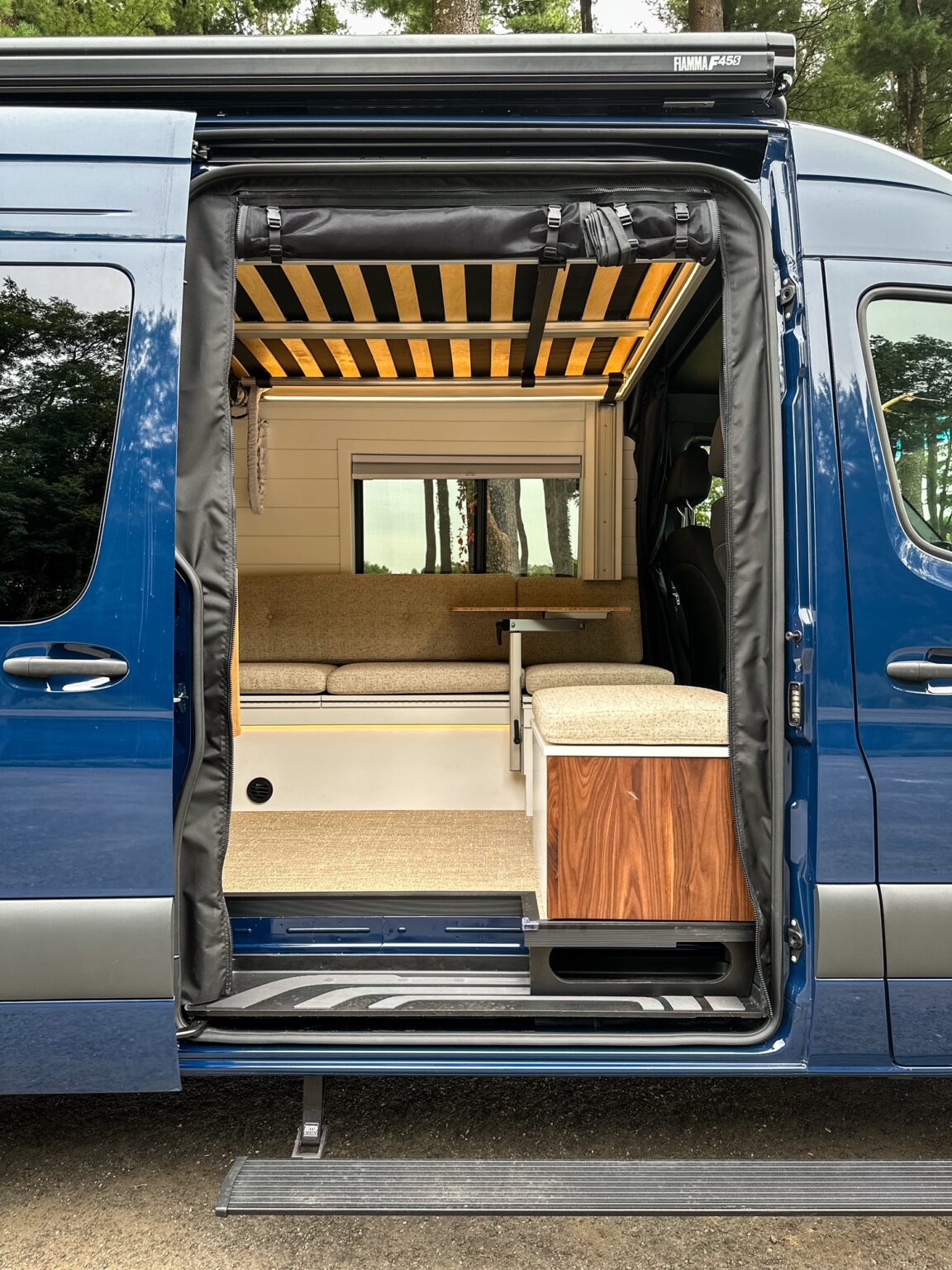 Live a Little Vans - Vanlife Trader