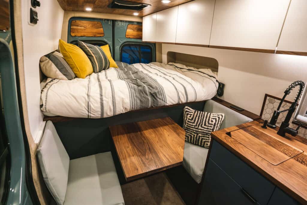 *SOLD* 2021 MERCEDES SPRINTER 4x4 Camper Van "Yeti" - BRAND NEW ...