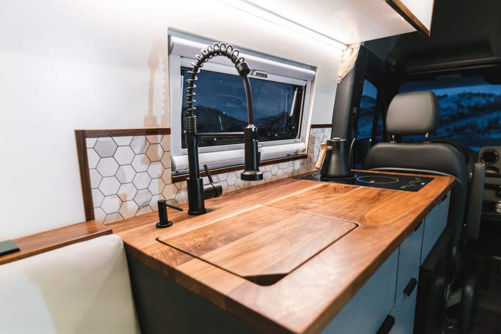 *SOLD* 2021 MERCEDES SPRINTER 4x4 Camper Van "Yeti" - BRAND NEW ...