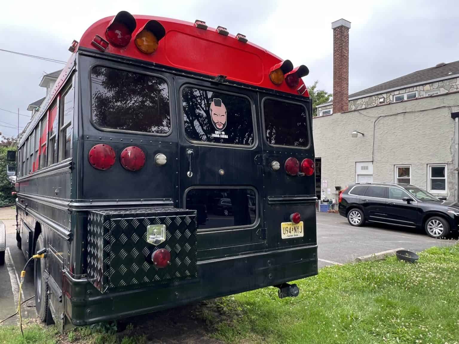 1998 INTERNATIONAL WOLFINGTON T444E SCHOOL BUS CONVERSION - Vanlife Trader