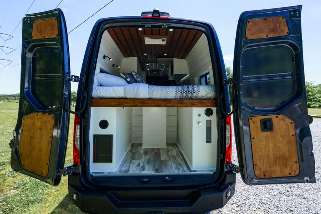 Fully Loaded 4×4 2021 MB Sprinter 170″ Adventure Van - Vanlife Trader
