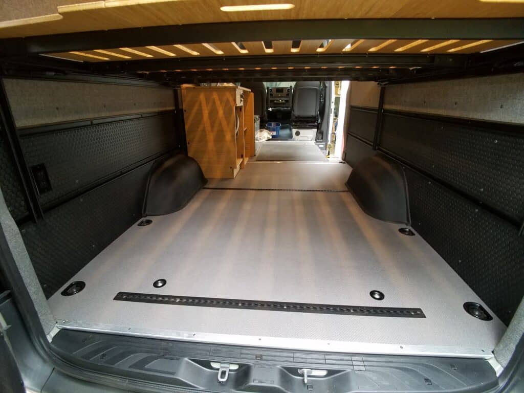 2021 Mercedes Sprinter 4X4 170 2500 High Roof - 1,700 miles - Vanlife ...