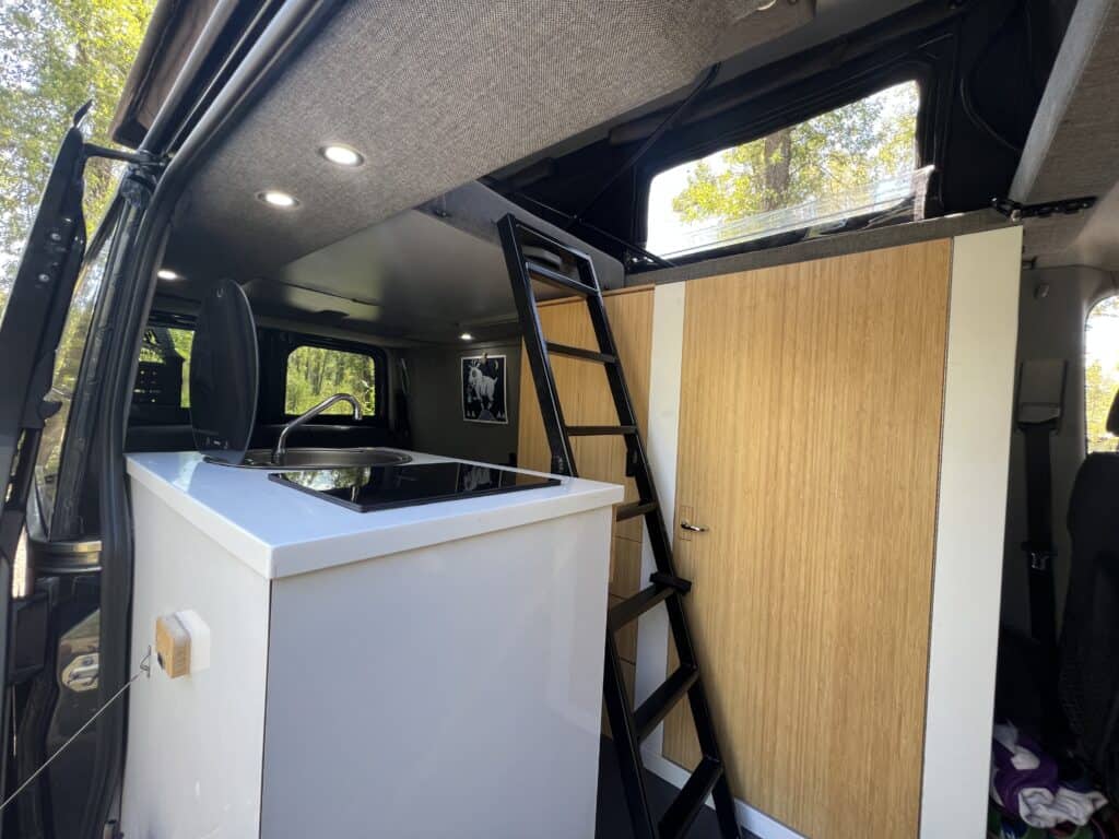 2017 4WD Pop-Top Sprinter - Vanlife Trader