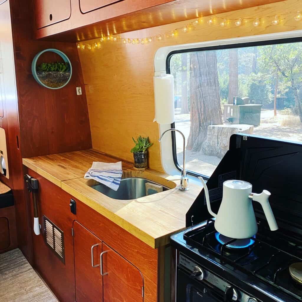 “Moose”: A 2004 Mercedes Sprinter, 2020 Conversion - Vanlife Trader