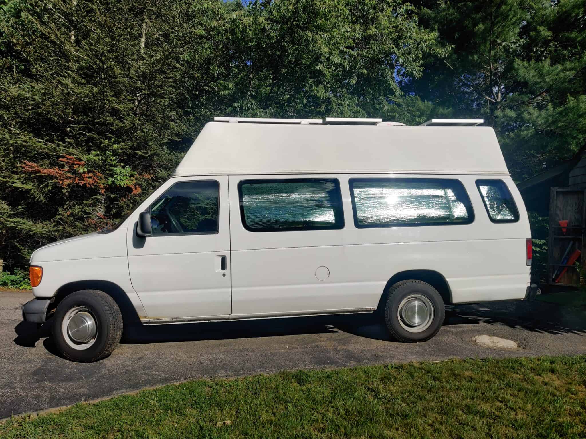 2006 Ford Econoline 2WD - Vanlife Trader