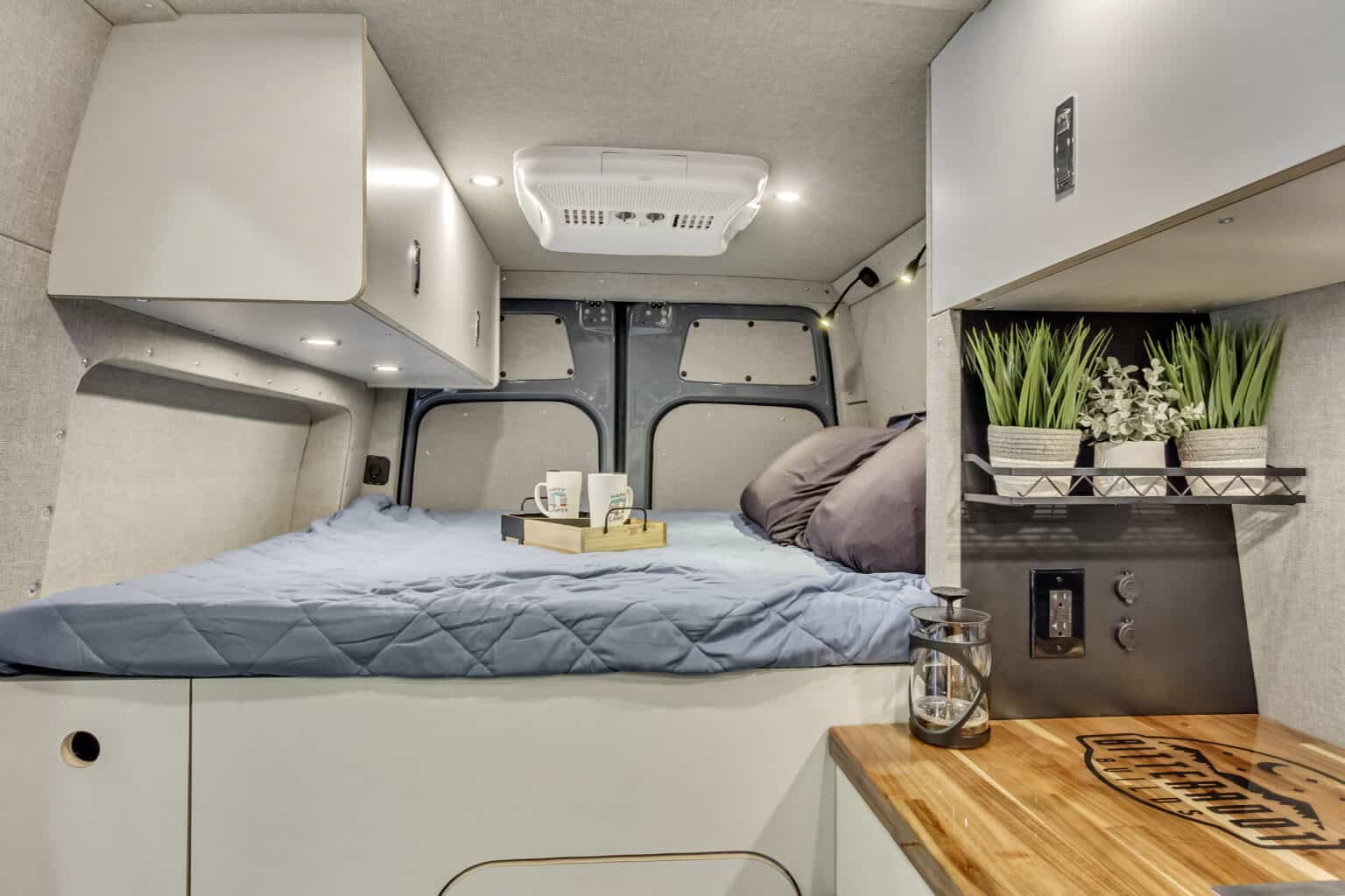 2022 Mercedes Sprinter 4X4 - Vanlife Trader