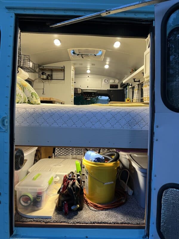 Stubby the Short Bus - Vanlife Trader