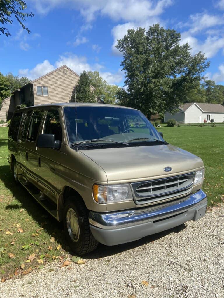 1999 Ford Econoline 2WD - Vanlife Trader