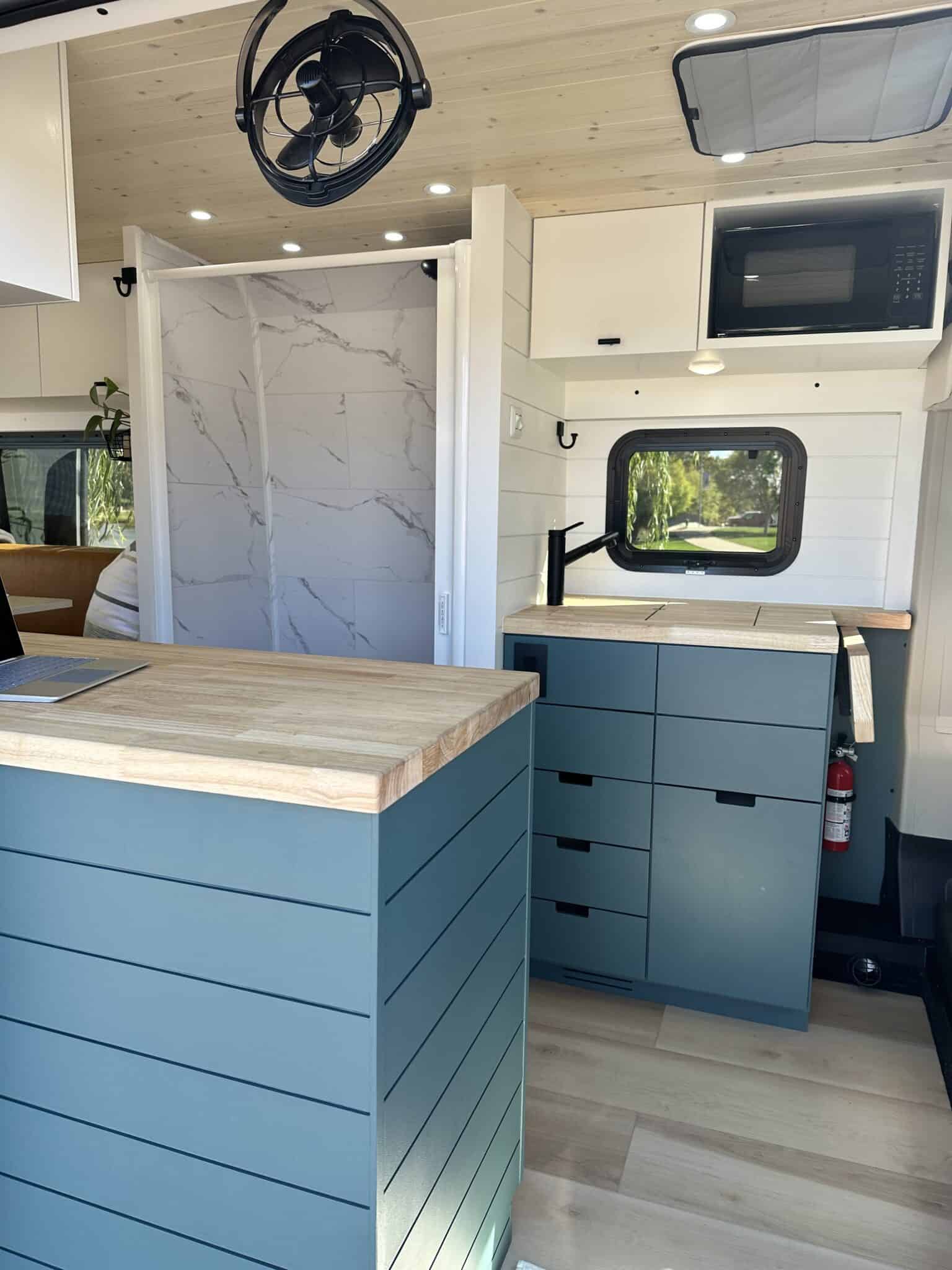 2021 Ram Promaster 3500 || Fully Off-grid - Vanlife Trader