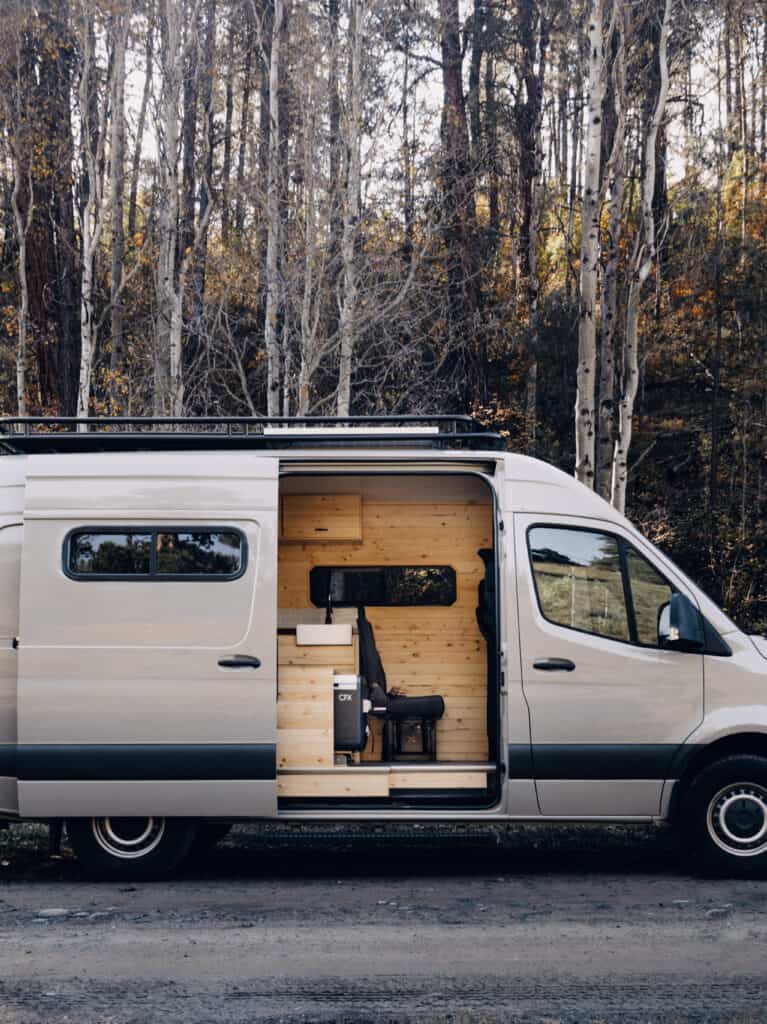 2019 Mercedes Sprinter Diesel Jump seats layout Seats 4- sleeps 2 TOMMY ...