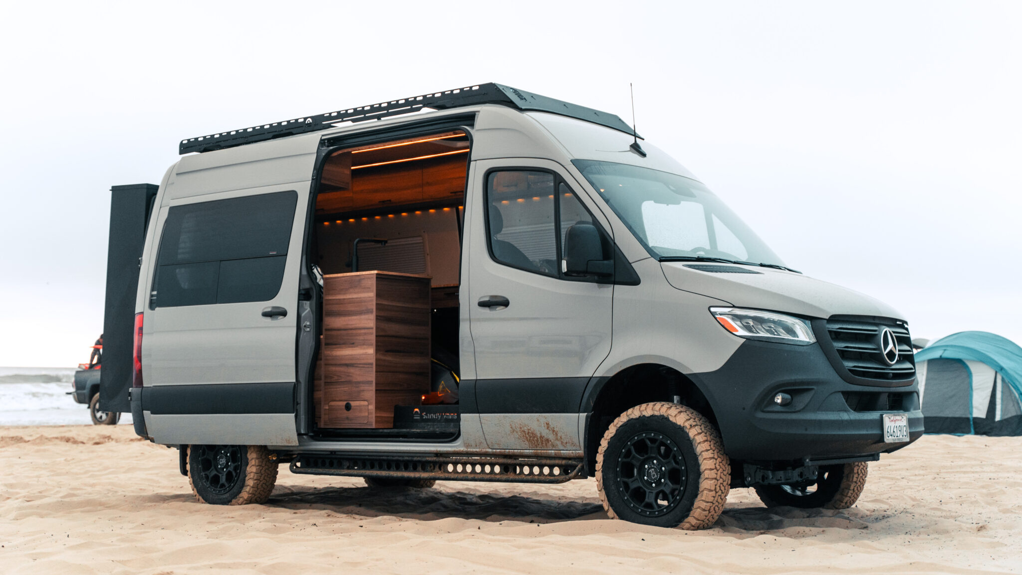 Sandy Vans - Vanlife Trader