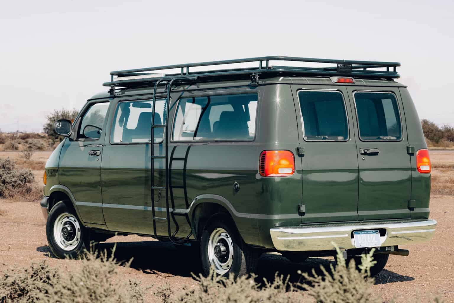 2001 Dodge B-Series 2WD - Vanlife Trader