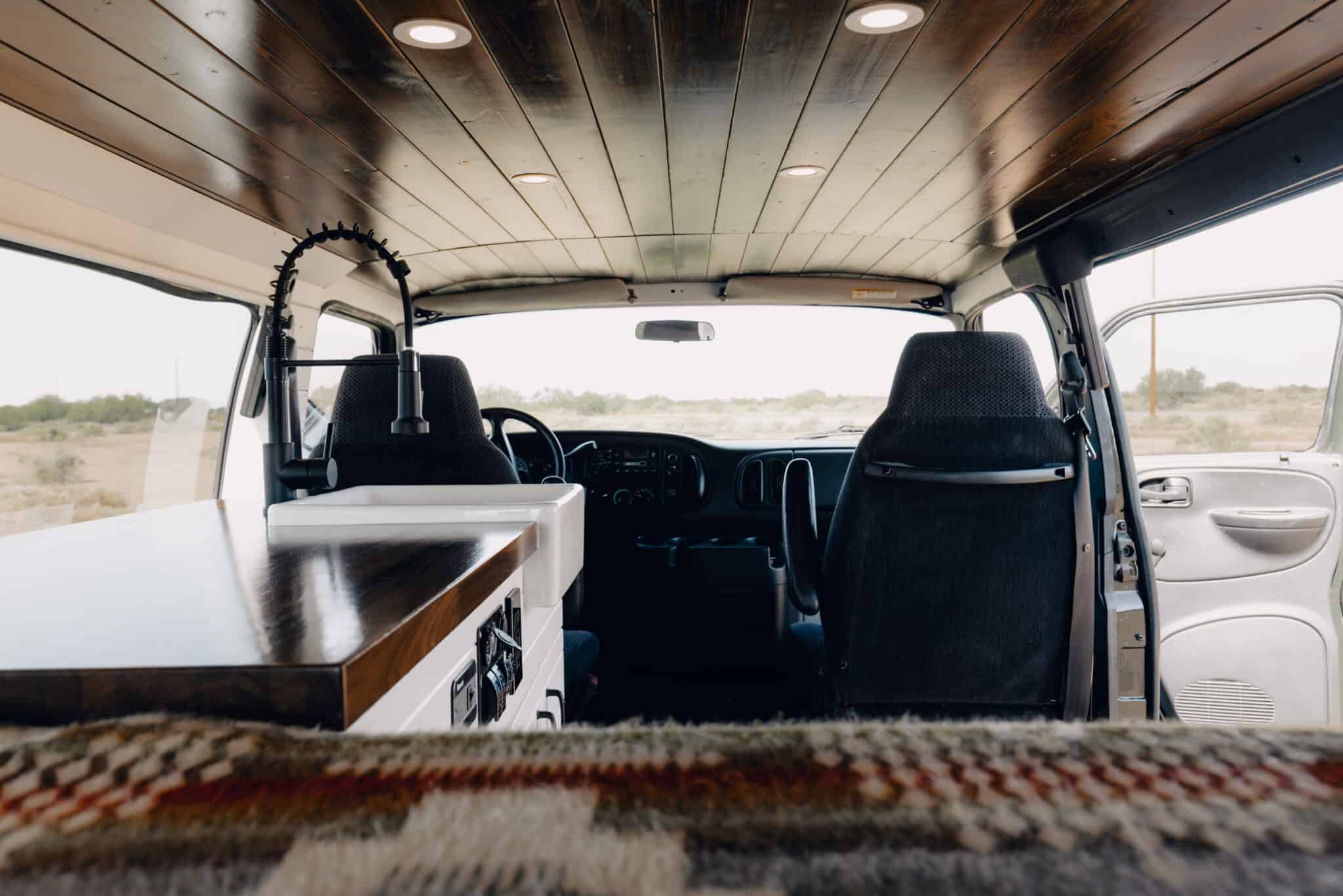 2001 Dodge B-Series 2WD - Vanlife Trader