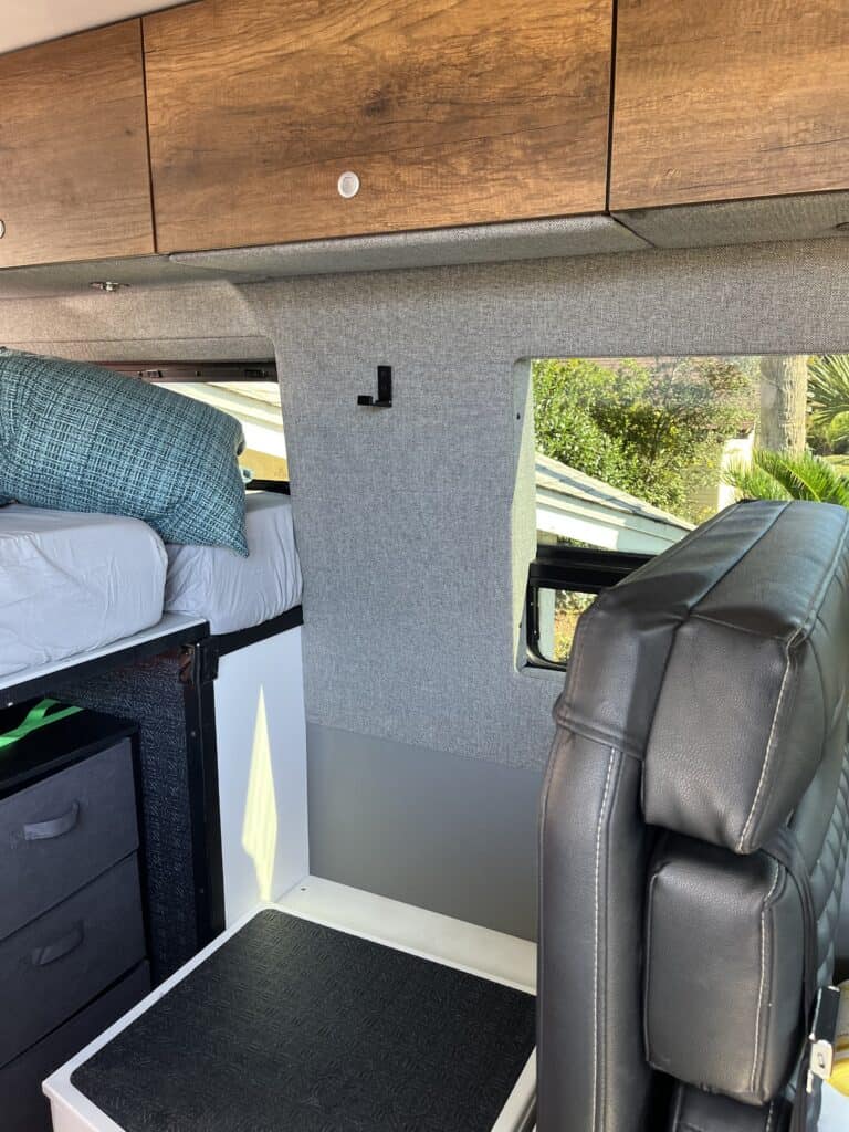 4X4 Sprinter – 2021 Storyteller Overland Stealth - Vanlife Trader