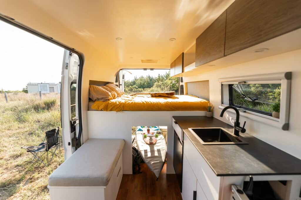 Ready.Set.Van. - Vanlife Trader