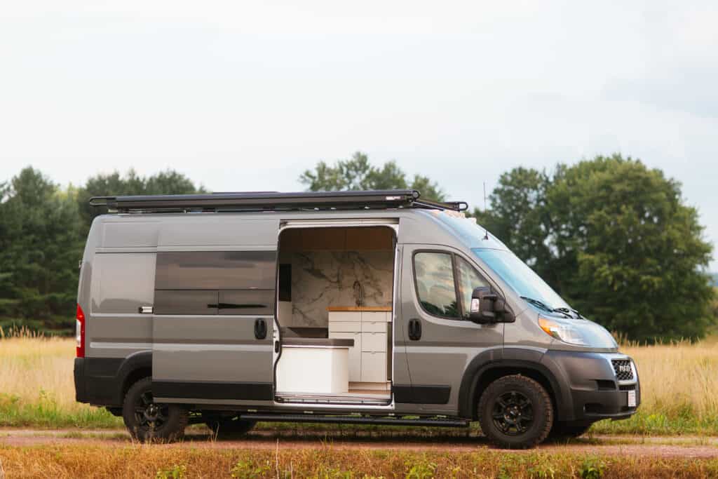 Ready.Set.Van. - Vanlife Trader