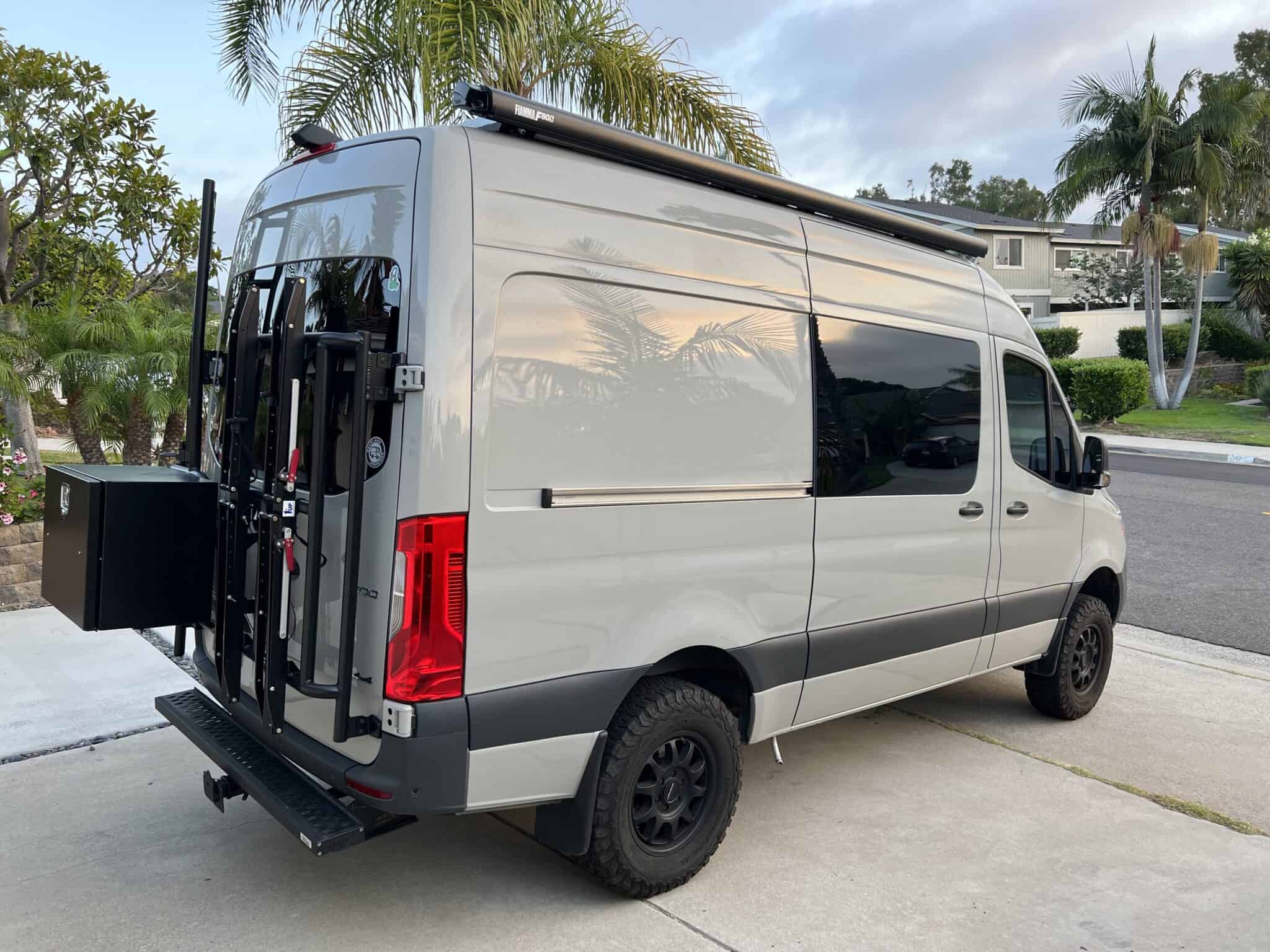 2020 Mercedes Sprinter Crew Van 4×4 - Vanlife Trader