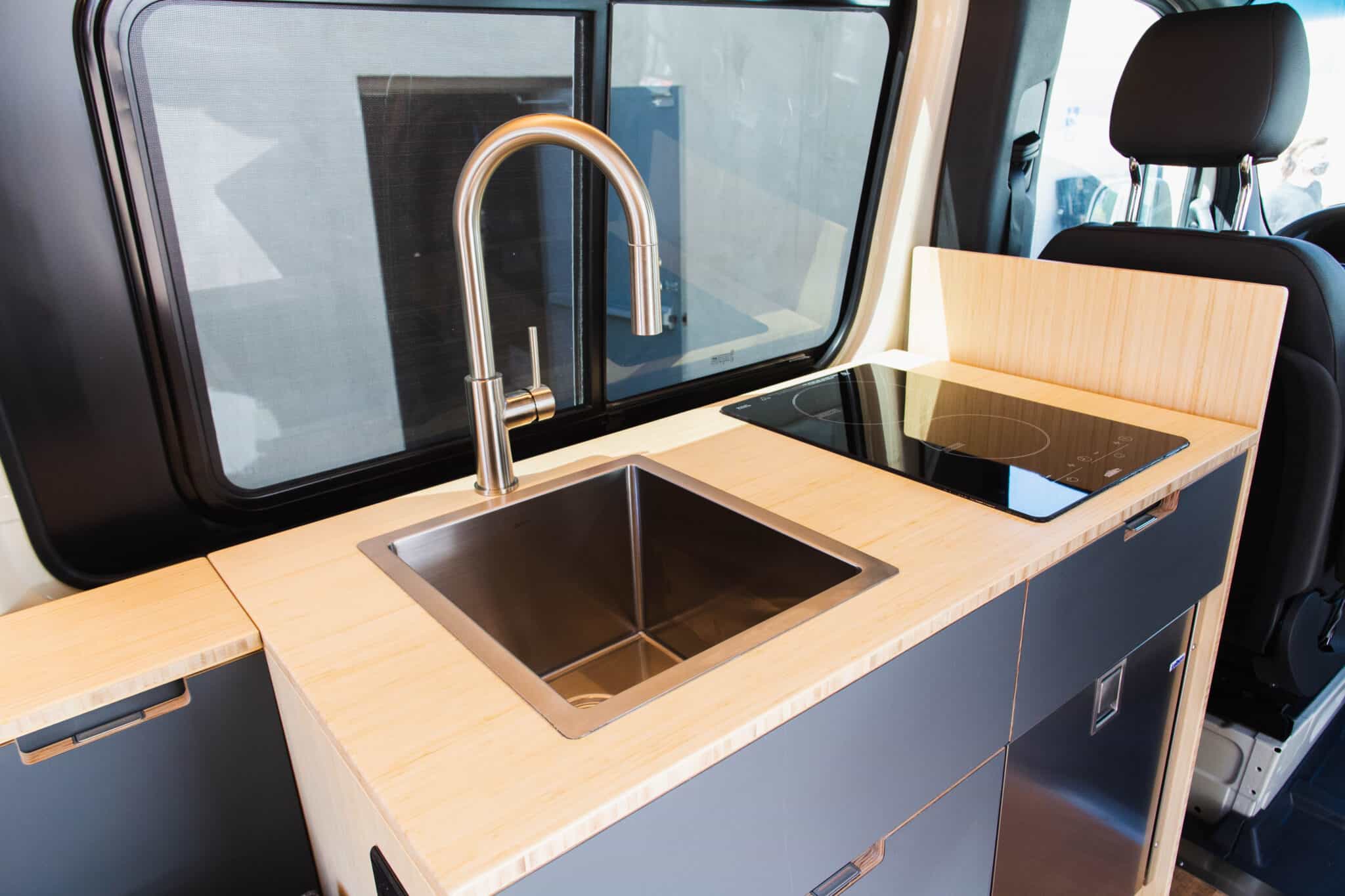 2021 conversion of a 2020 Mercedes Sprinter 2500 4×4, V6 turbodiesel ...