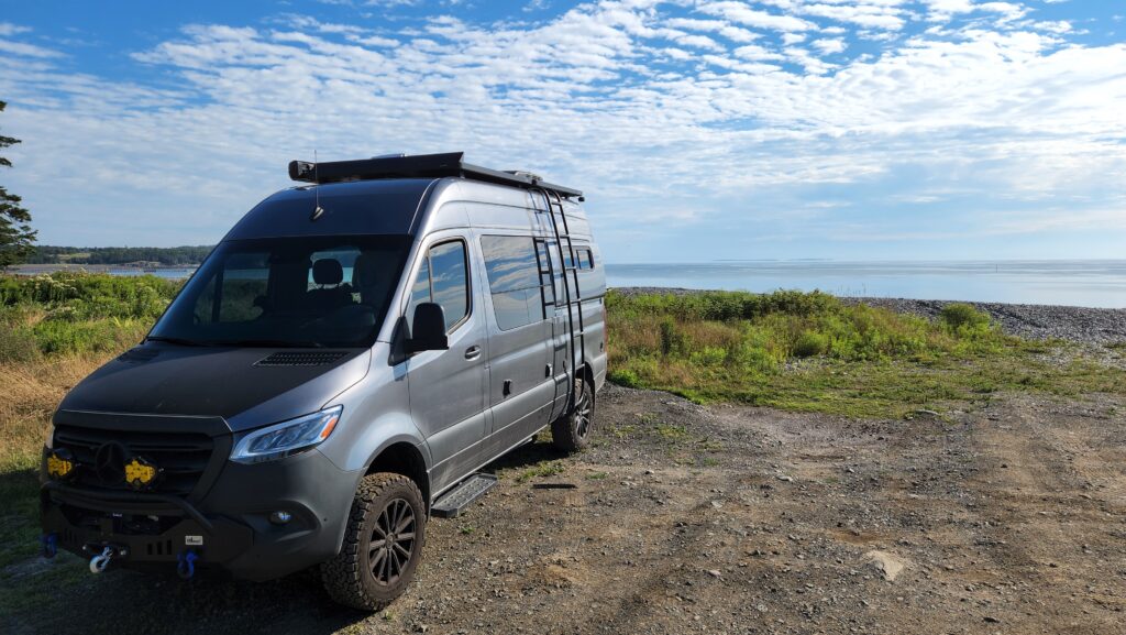 2022 Storyteller Stealth Mercedes Sprinter 4×4 - Vanlife Trader