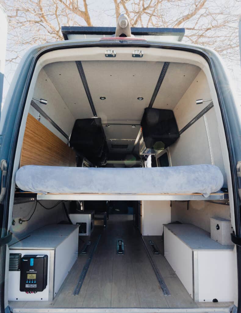 2017 Mercedes Sprinter 170 * 4×4 * Seats 4-7 * Sleeps 3-4 - Vanlife Trader