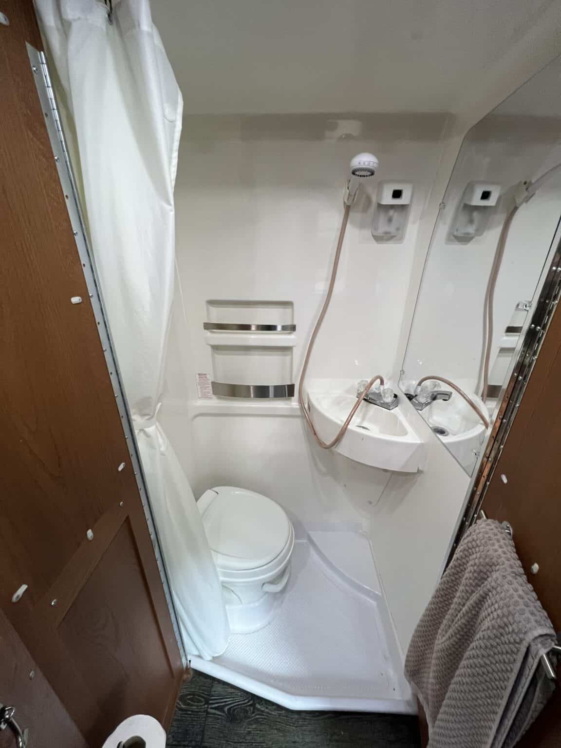 2018 Roadtrek Simplicity converted Promaster Van with Low Miles ...