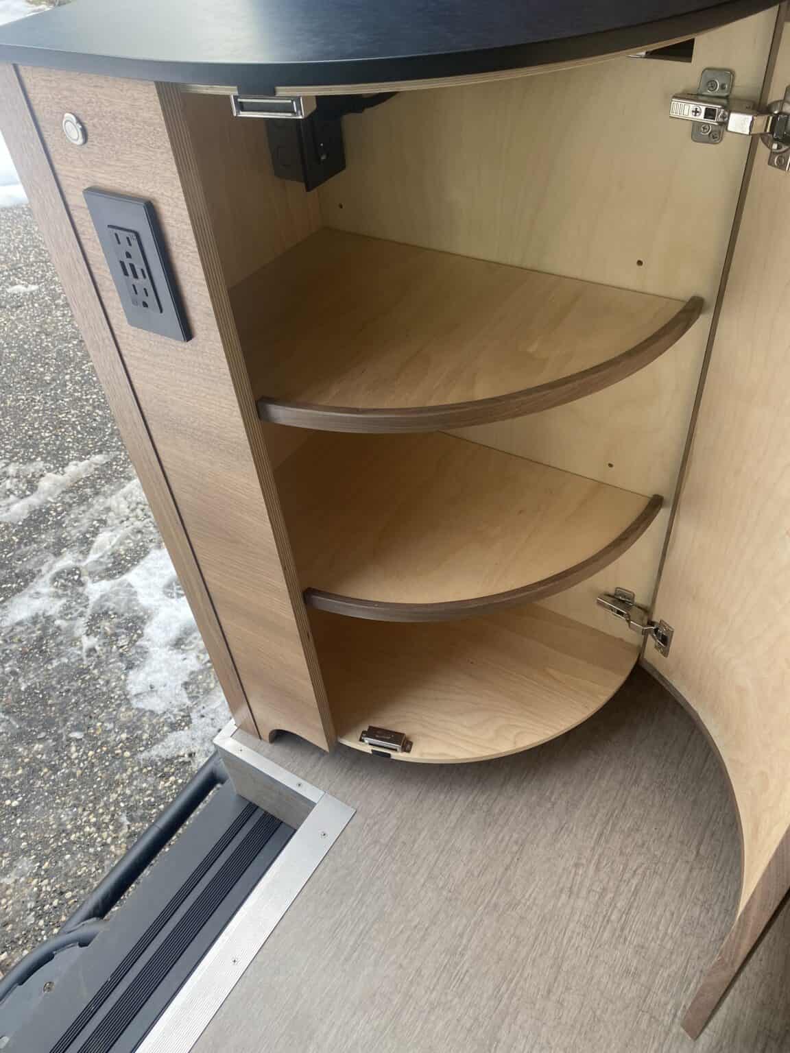 2021 Mercedes Sprinter 170 4×4 Pro build! - Vanlife Trader
