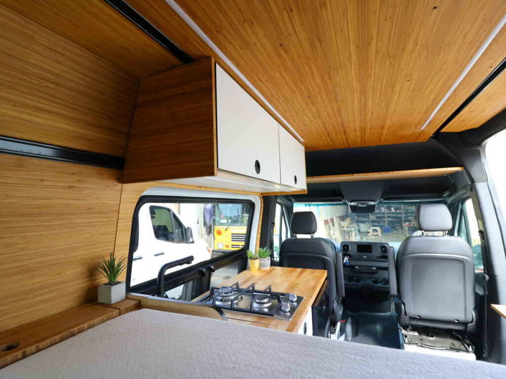 Featherbuilt - Vanlife Trader