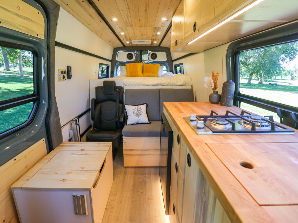 Featherbuilt - Vanlife Trader