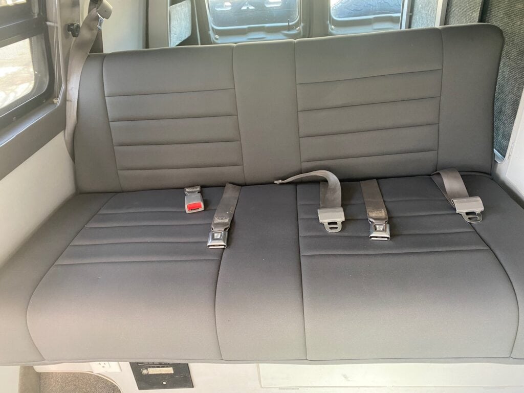 2006 Ford E350 6.0 Diesel 4×4 Sportsmobile EB50 - Vanlife Trader