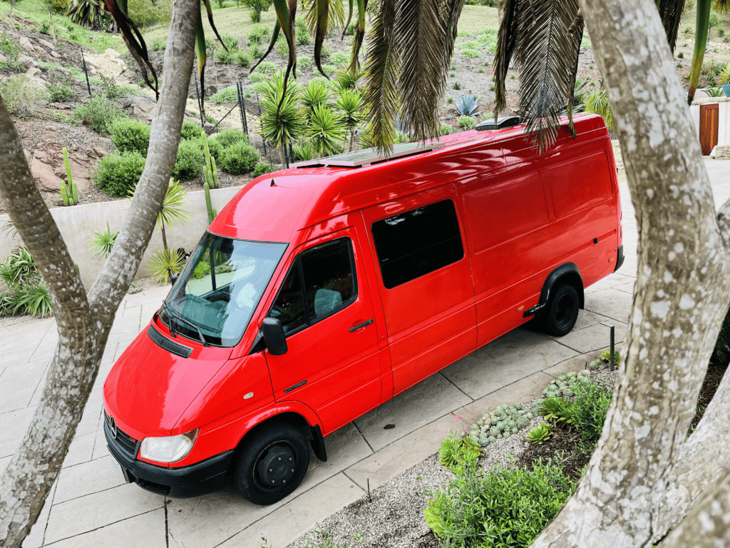 Mercedes Sprinter | 23 mpg - Vanlife Trader
