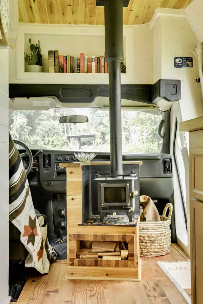The Sweetest 5 Window Bus - Vanlife Trader