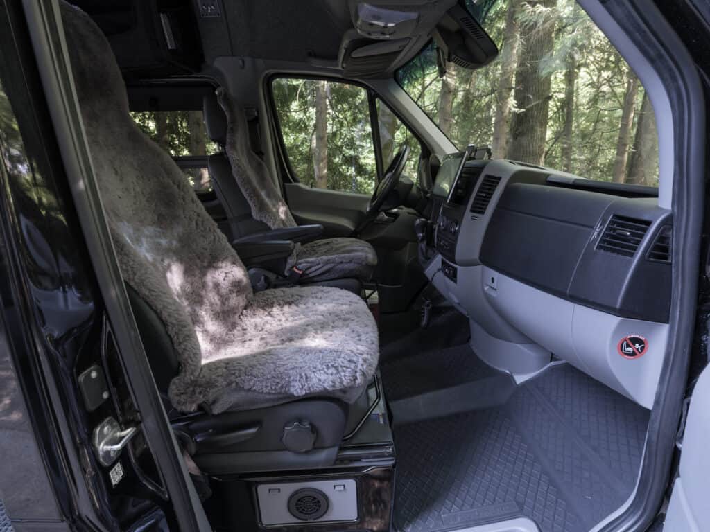 2018 MERCEDES SPRINTER 170 2500 4X4 – MODULAR & FLEXIBLE BUILDOUT ...
