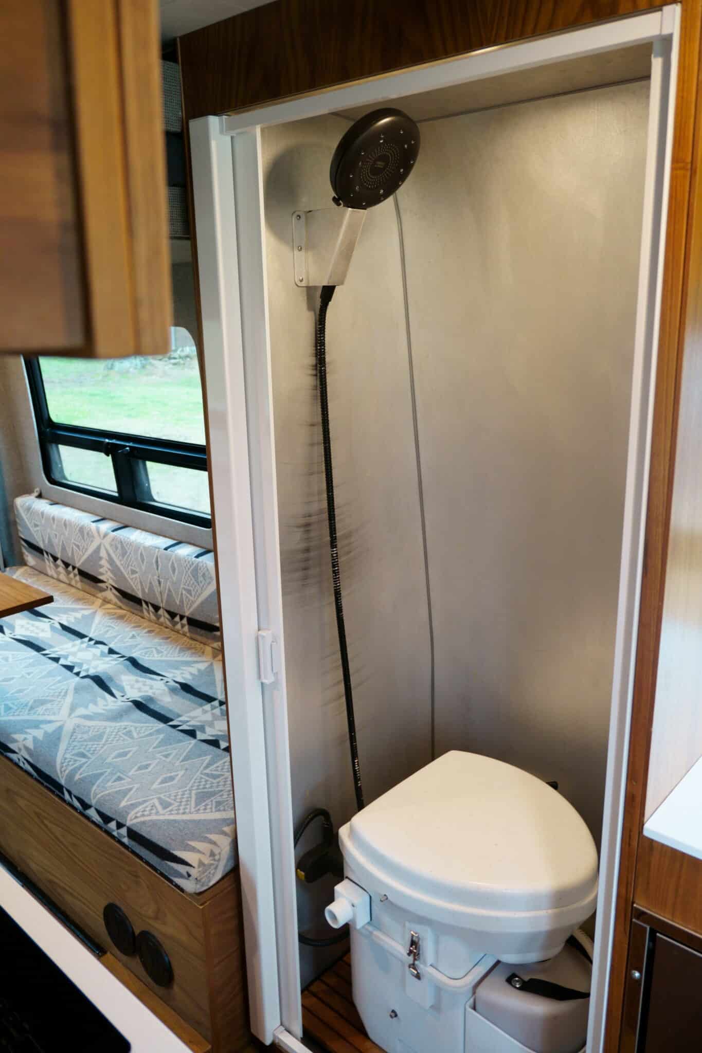 2021 Mercedes Sprinter 4×4 - Vanlife Trader