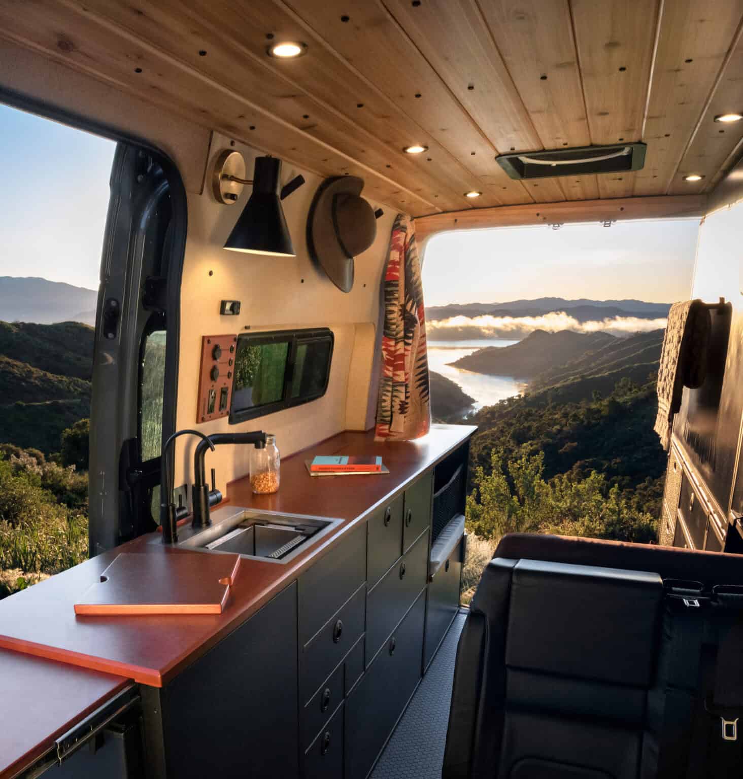 4×4 144″ Sprinter / 4-Season / 4-Sleeper / Unique Professional Build ...