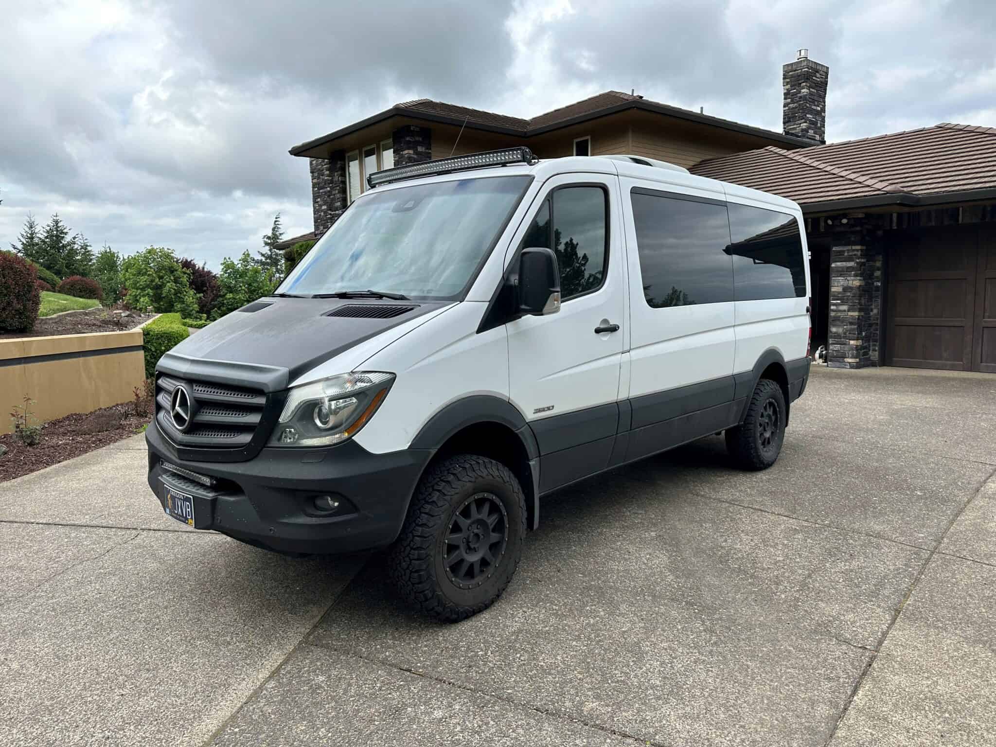 2016 Mercedes Sprinter 4×4 cycle van - Vanlife Trader