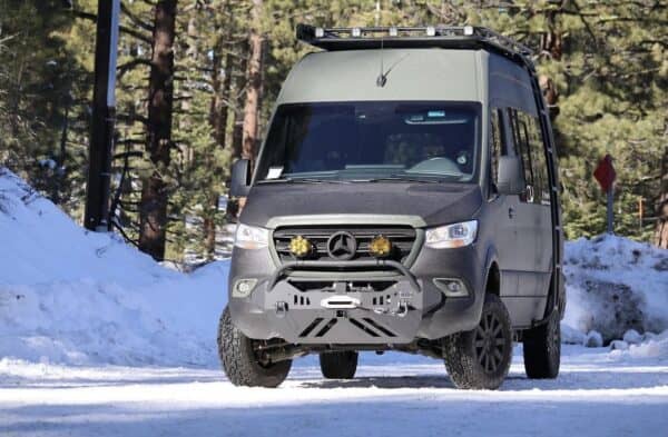 STEALTHY 2020 MERCEDES 4×4 SPRINTER OVERLAND - Vanlife Trader