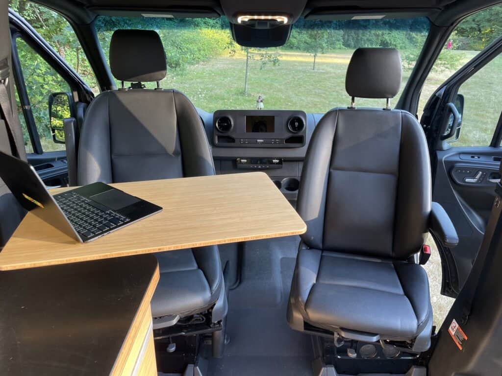STEALTHY 2020 MERCEDES 4×4 SPRINTER OVERLAND - Vanlife Trader