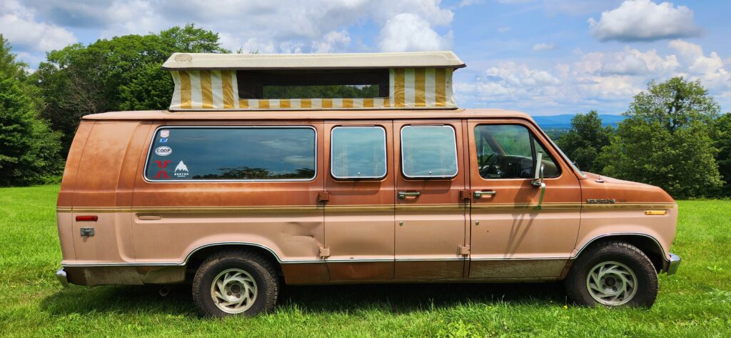 1988 Ford Econoline 2WD: “Lieutenant Van” - Vanlife Trader