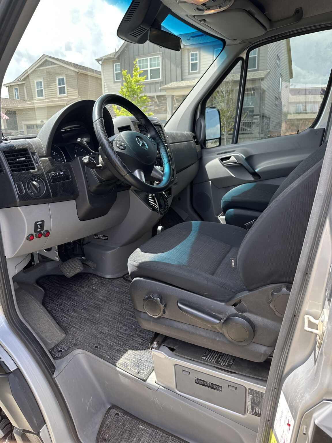 2019 Winnebago Revel – Mercedes Sprinter 4×4 - Vanlife Trader