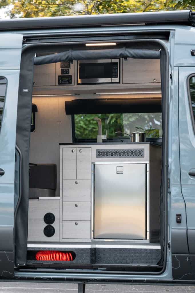 Outside Van Enzo 2021 Mercedes Sprinter 4×4 - Vanlife Trader