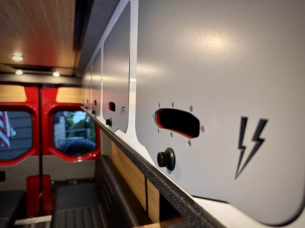 2021 Mercedes Sprinter 4×4, heated floors! - Vanlife Trader