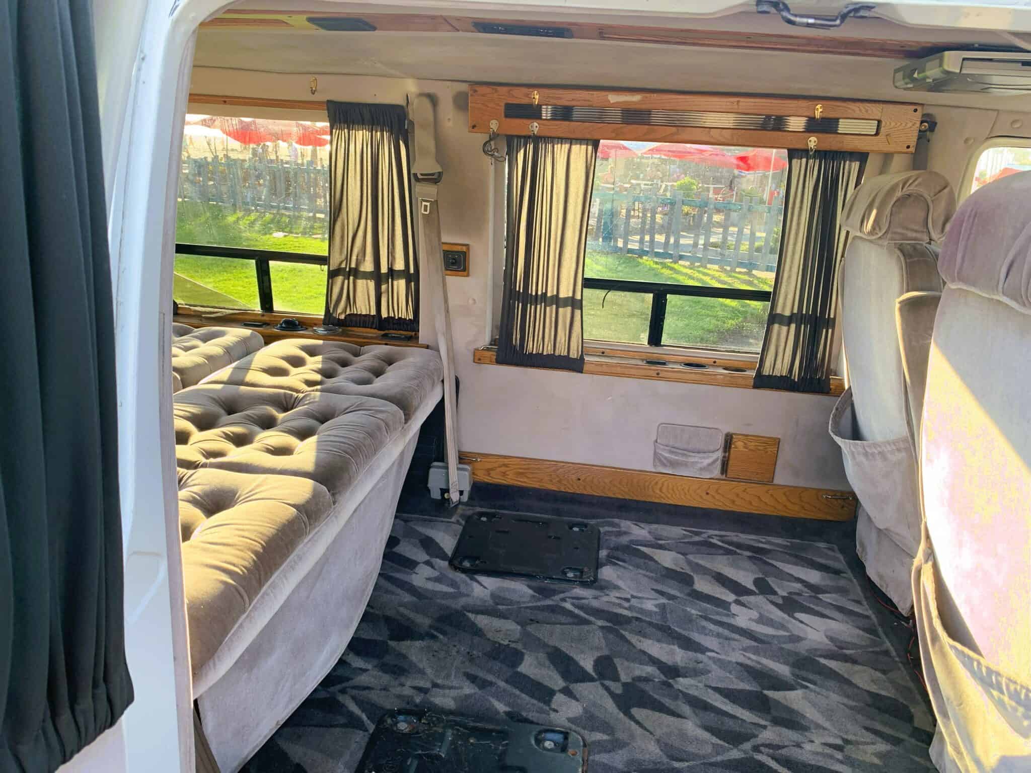 1994 Dodge Ram Van B250 **READY TO CUSTOMIZE CAMPERVAN** - Vanlife Trader