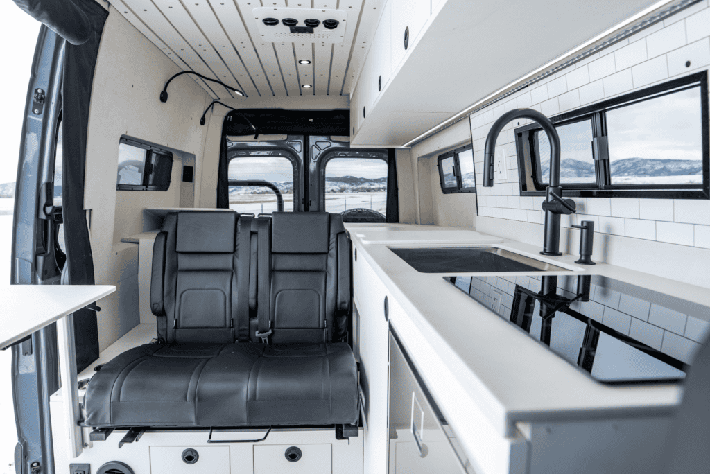 Rossmonster - Vanlife Trader