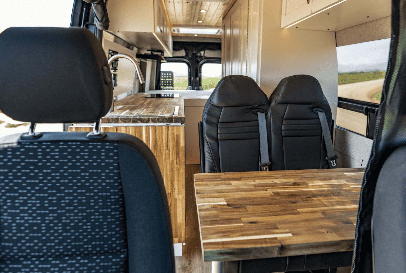 Rossmonster - Vanlife Trader