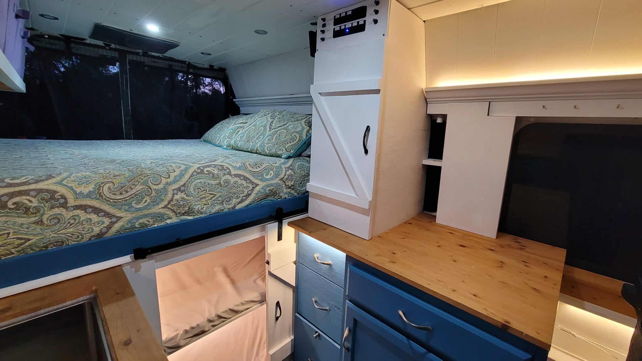 2016 Ram Promaster Family + Dog / Seats 5 / Sleeps 4-5 - Vanlife Trader