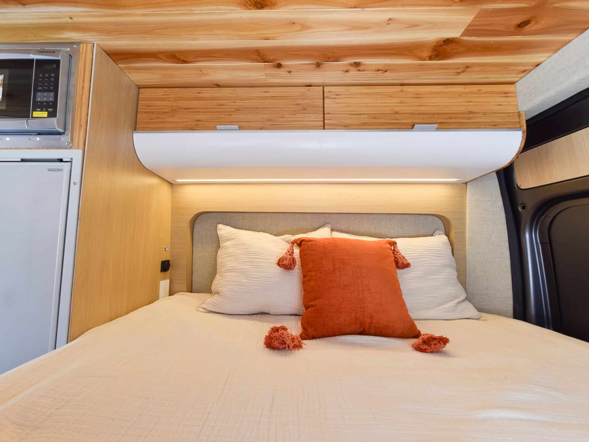 Helena | 2024 noovo | Camper Van Conversion - Vanlife Trader