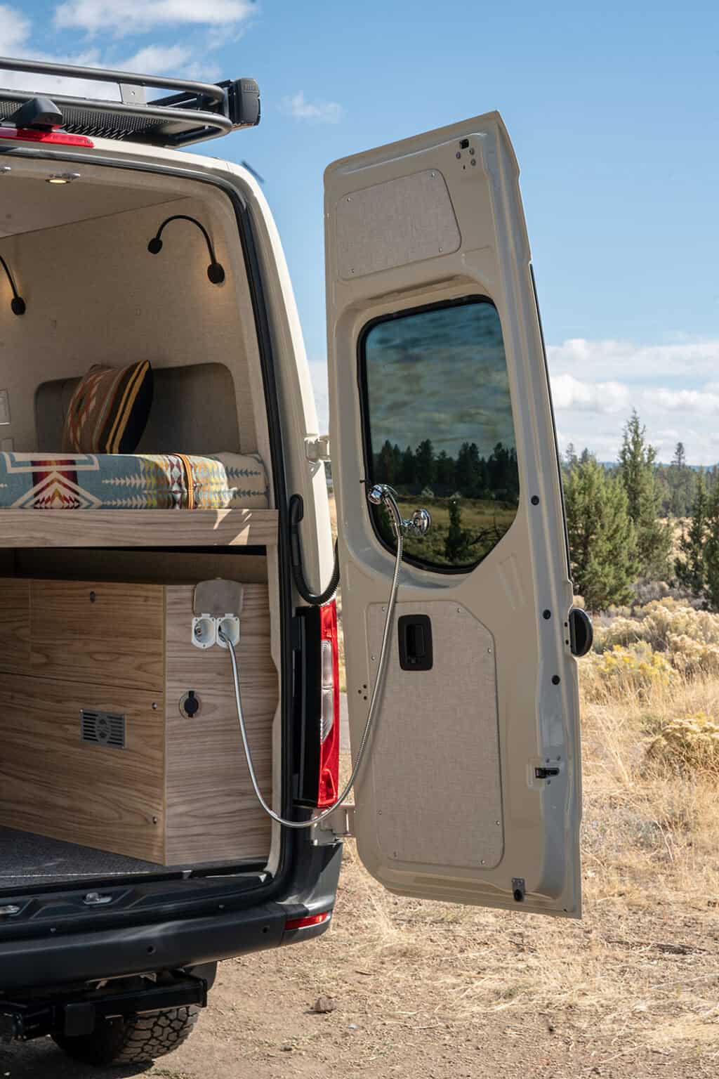 2023 Mercedes Sprinter AWD (Brand New Build by Cascade Van, Financial ...