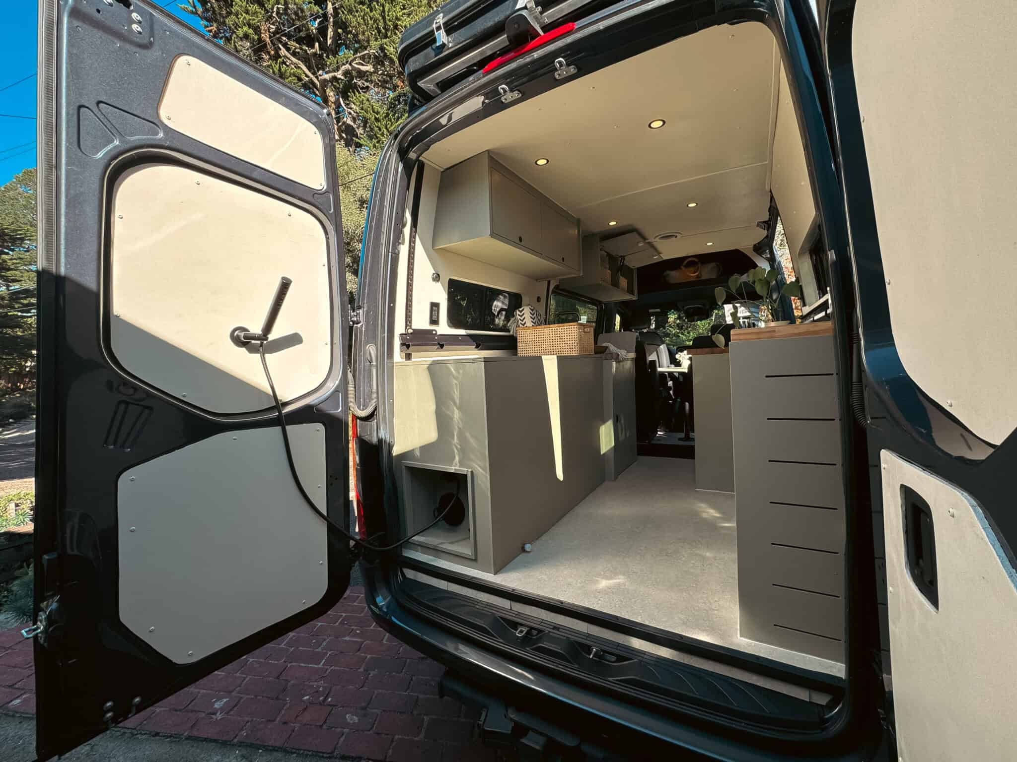 MEGA DEAL!!! LOW MILEAGE, NEW BUILD, ADVENTURE-READY LUXURY RIG ...