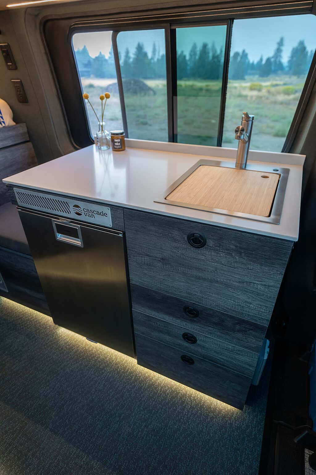 4WD SPRINTER (Brand New Build by Cascade Van) - Vanlife Trader