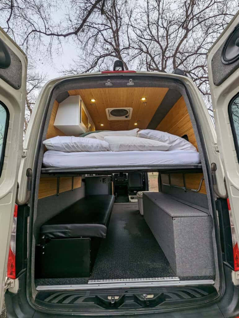 2019 Mercedes Sprinter 4×4 – Professionally built – TONS OF UPGRADES ...